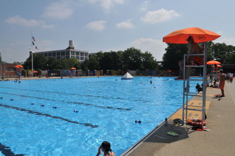 Best Brooklyn Swimming Pools 2019 – A Child Grows